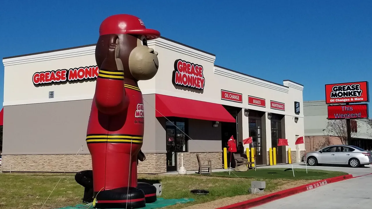 No Monkey Business, Here: How Quick Lube Franchisor Grease Monkey ...
