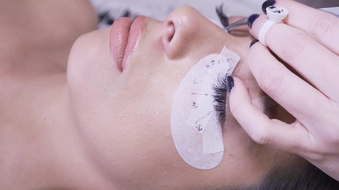 Transcending Trends: How Market Insight Demonstrates that Amazing Lash ...