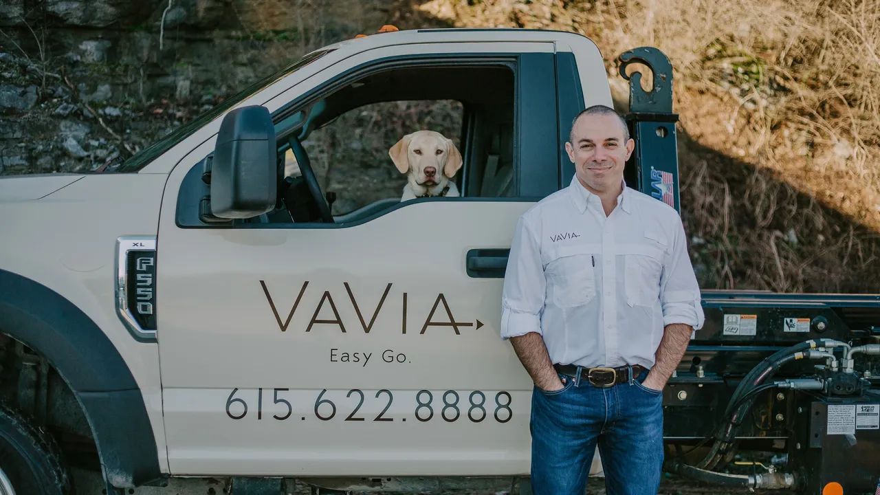 How Much Does Owning a VaVia Franchise Cost and How Much Can I Make?