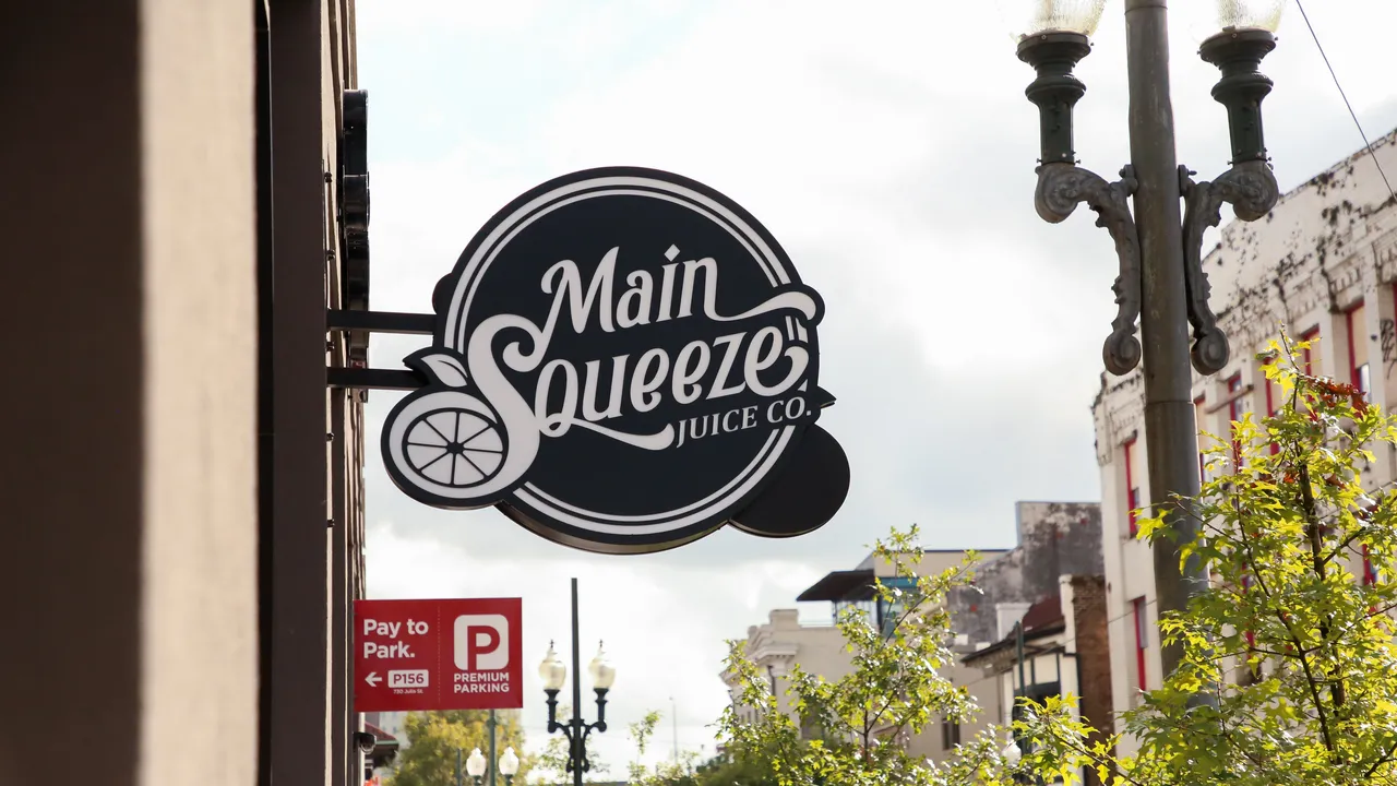 Main Squeeze Juice Co. is the Only Large Scale Franchise Offering Fresh ...