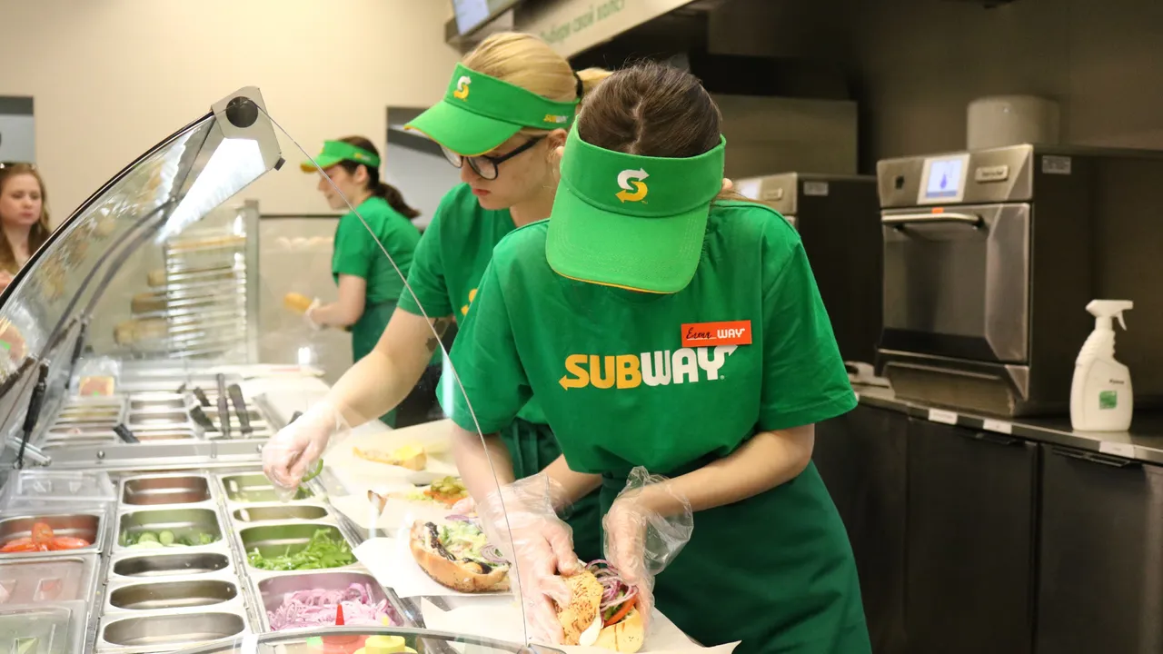 How Much Does It Cost to Buy a Subway Franchise?