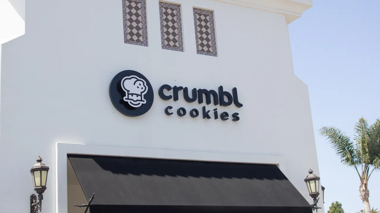 Crumbl Cookies' Success with Strategic Social Media Use