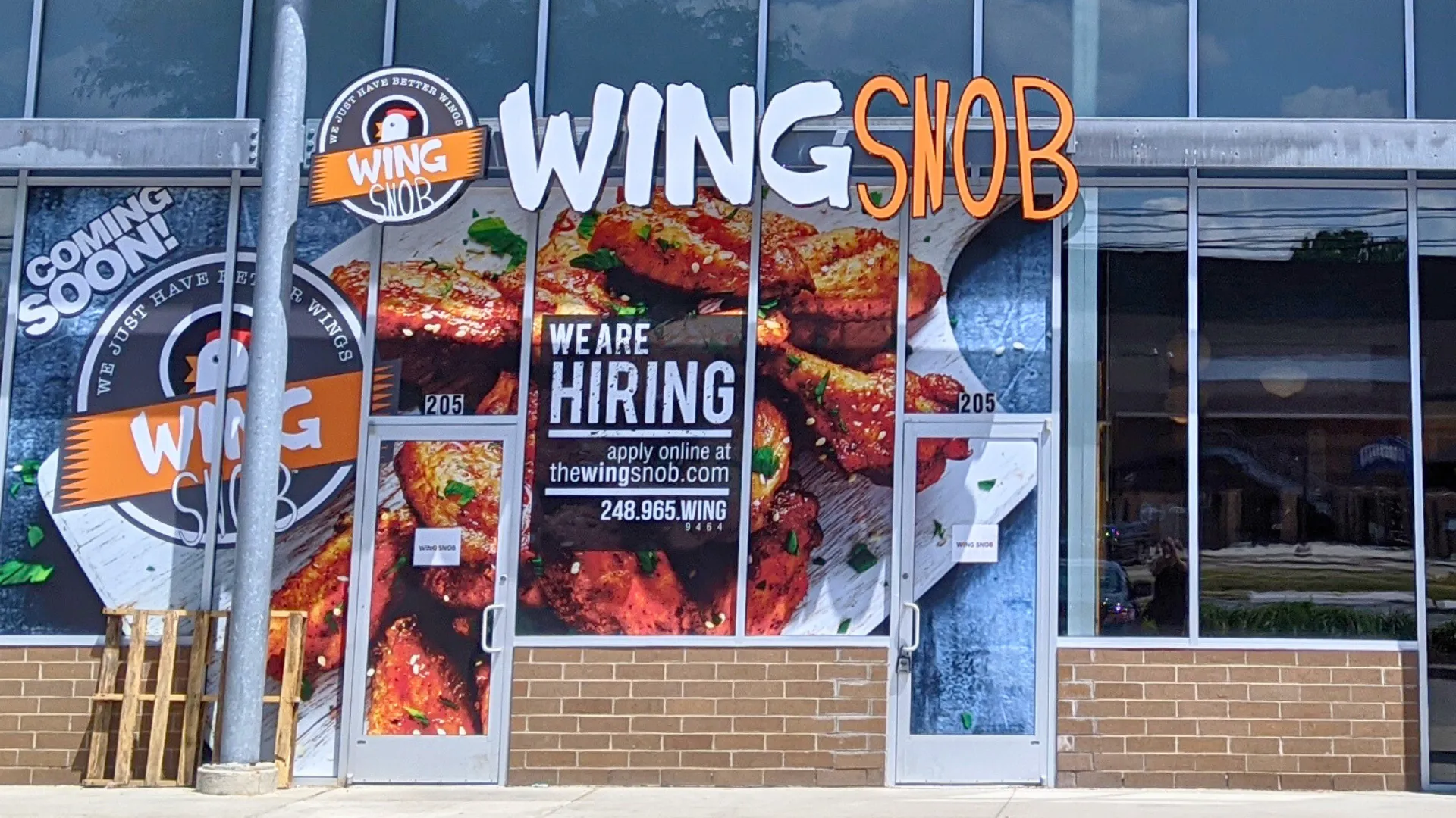 Wing Snob Franchise Costs: Investment, Revenue, Support